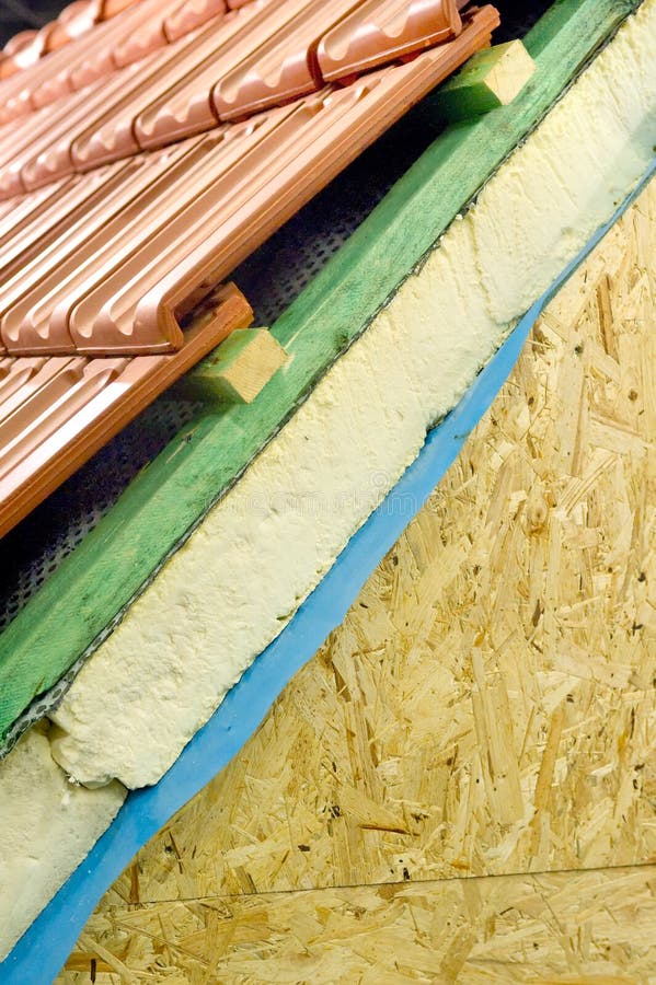 Dachisolierung stockfoto. Bild von dach, energie, nachfrage - 21708818