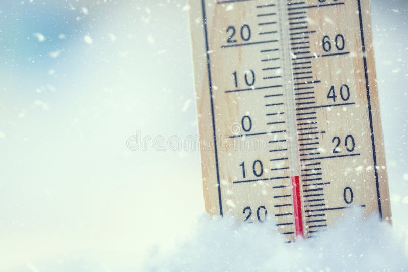 Thermometer on Snow Shows Low Temperatures Zero. Low Temperature Stock ...