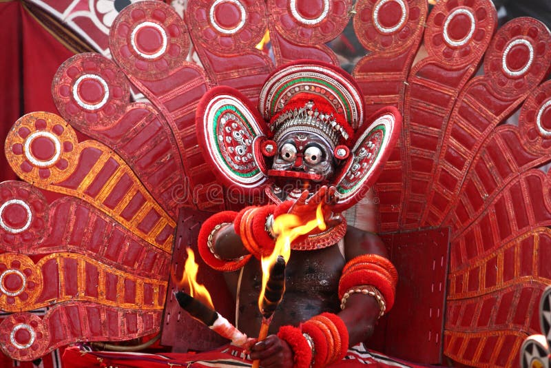 Theyyam dance stock image. Image of hindu, color, makeup - 12801761