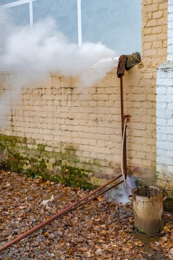 Leakage of Steam from the Pipe Stock Image - Image of ejection, reek ...