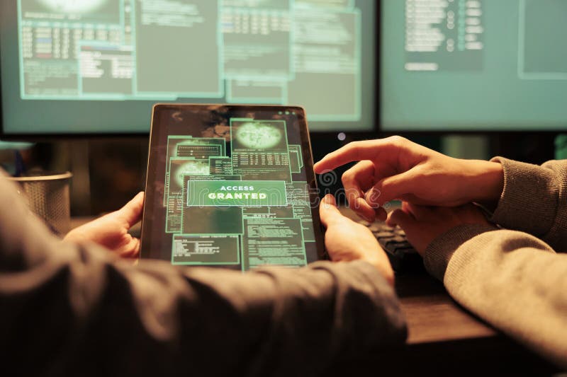 Thieves Team Successfully Hacking Government Server and Stealing ...