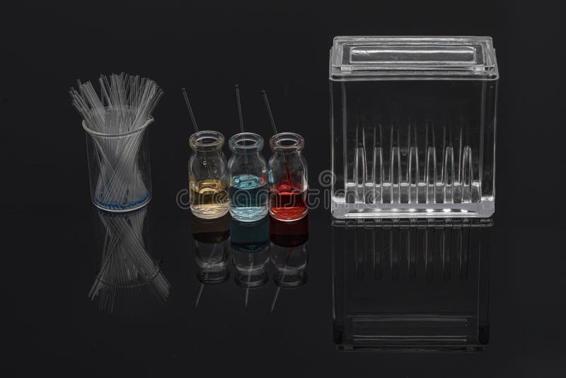 Thin Layer Chromatography Equipments Include Jar, Silica Gel, Capillary ...