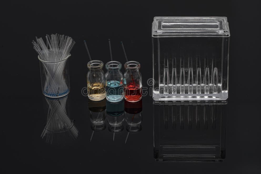 Thin Layer Chromatography Equipments Include Jar, Silica Gel, Capillary ...