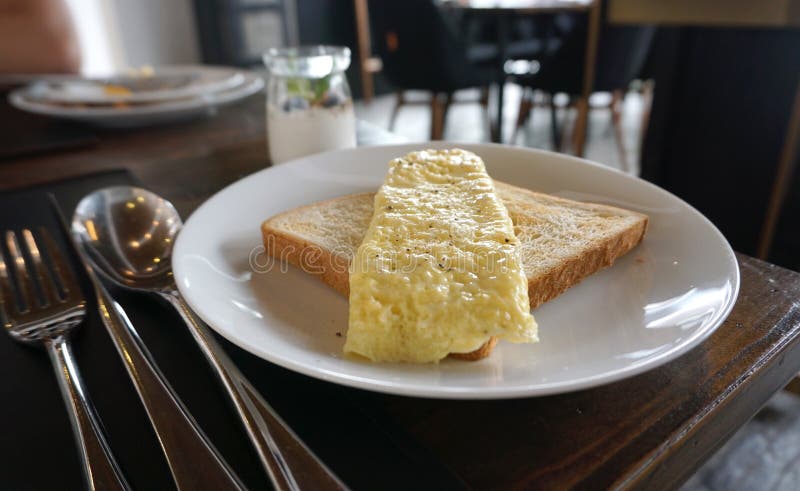 Thin Omelette on Bread Toast Stock Image - Image of food, cuisine: 77584873