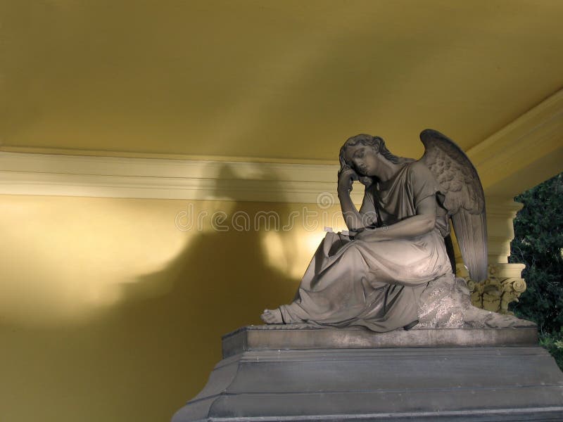 Thinking Angel Picture. Image: 6117467
