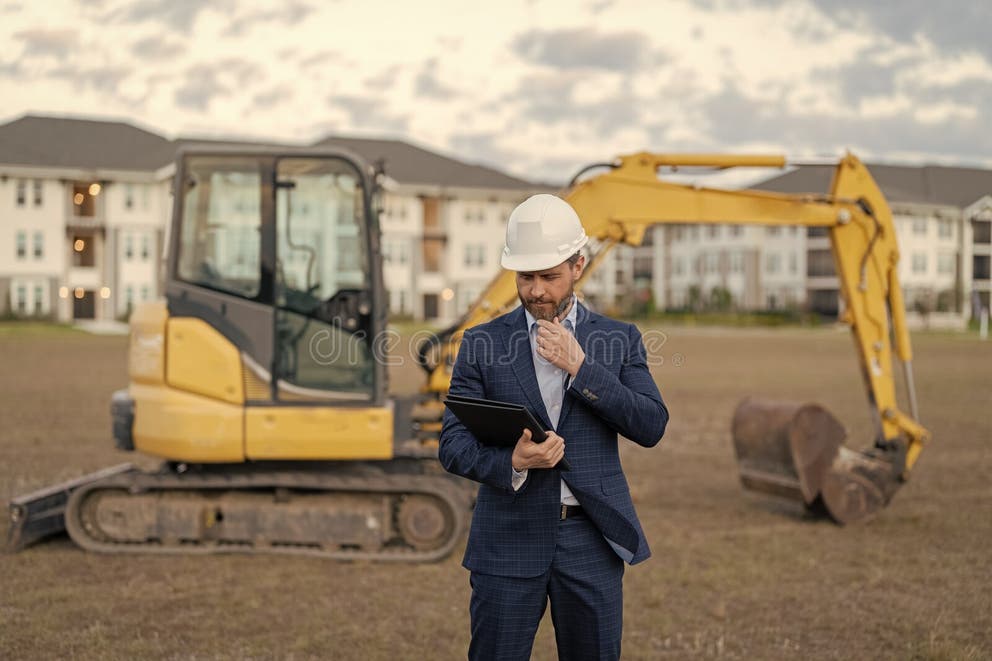 Thinking Construction Inspector Engineer Architecting at Site ...