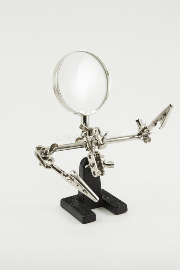 The Third Hand Device with Clamps and Magnifier for Holding Small Parts ...