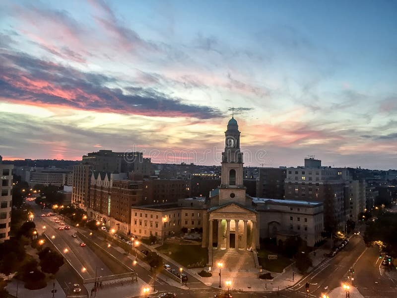 Thomas Circle at sunset editorial photo. Image of building - 77367981