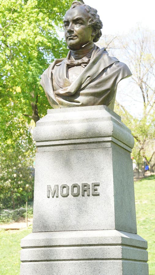 Thomas Moore Statue in New York Stock Image - Image of outdoor ...