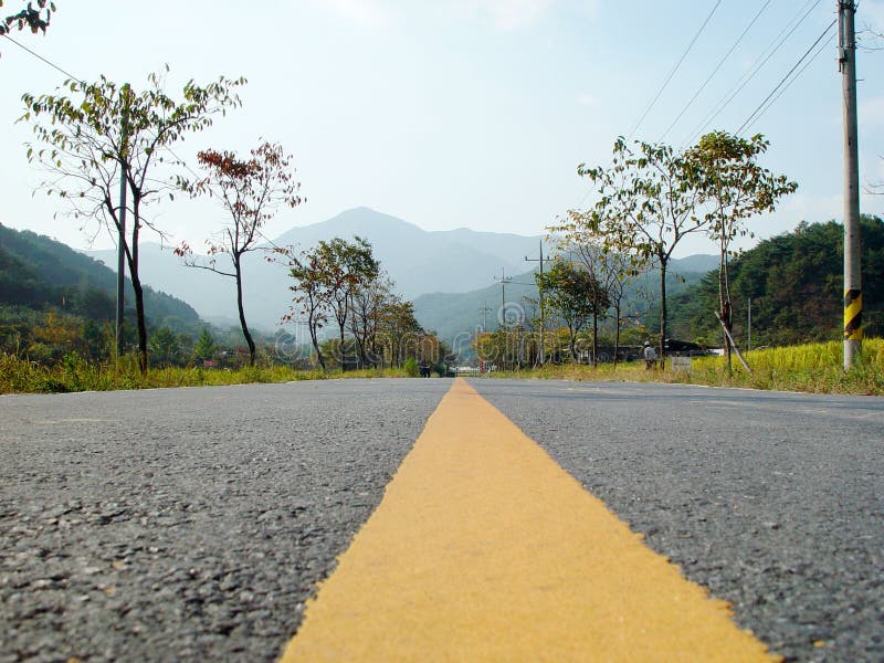 Thoroughfare stock photo. Image of shoulder, area, hill - 82413818