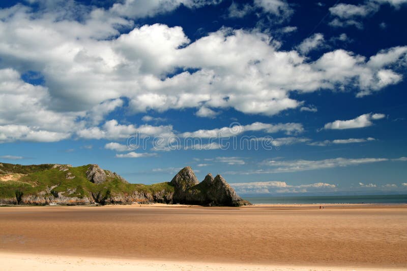 Three cliff bay stock image. Image of deserted, cliffs - 3618241