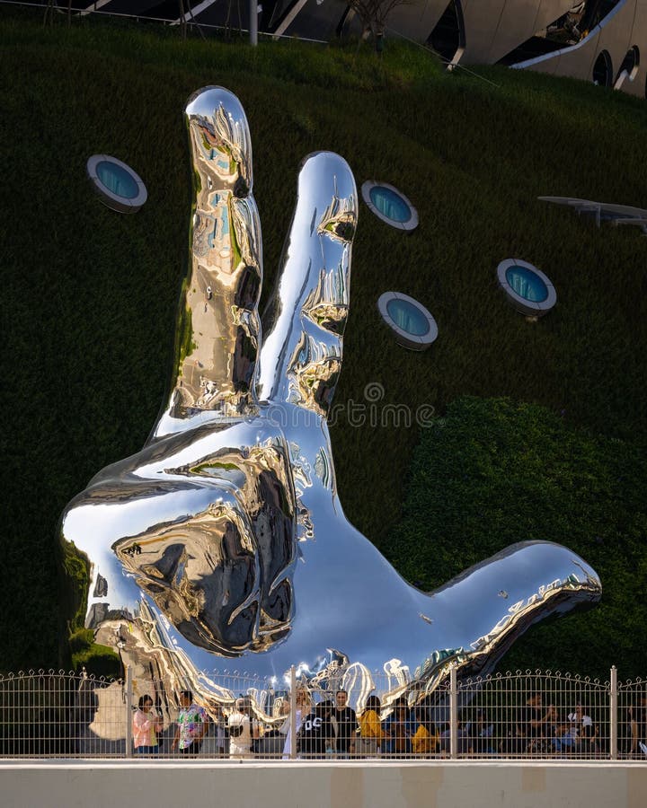 Three Finger Salute Sculpture in from of the Museum of Future Editorial ...