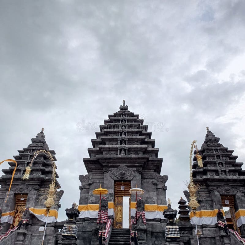 Three Gate in Balinese Style Stock Photo - Image of gate, architecture ...