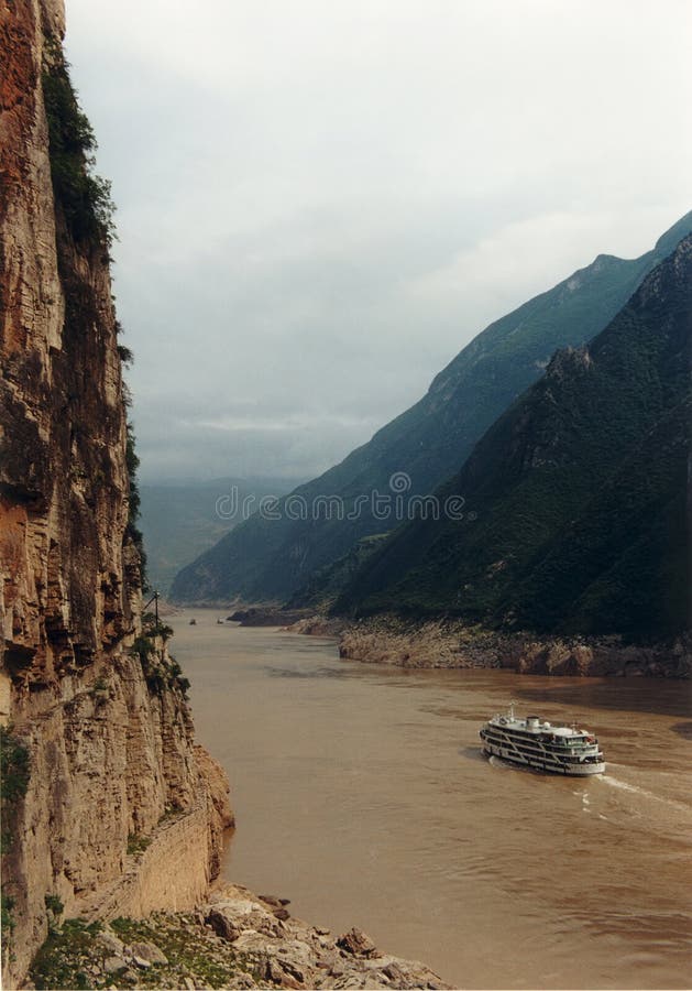 Yangtze River Three Gorges - Small Three Gorges Stock Photo - Image of ...