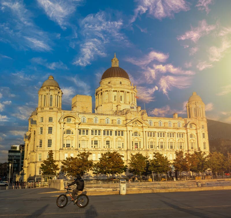 The Three Graces, Liverpool`s Iconic Buildings Stock Image - Image of ...