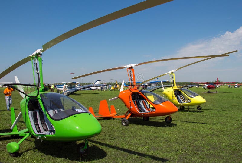 Autogiro editorial photo. Image of autogyro, flying, cierva - 52694871