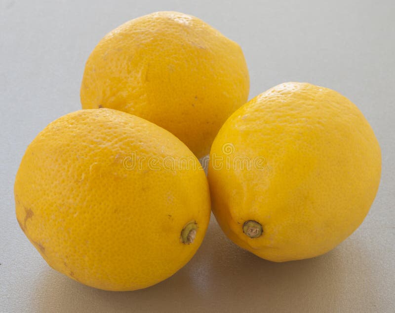 Three Lemons in a Olive Wood Bowl Stock Photo - Image of italy, wood ...