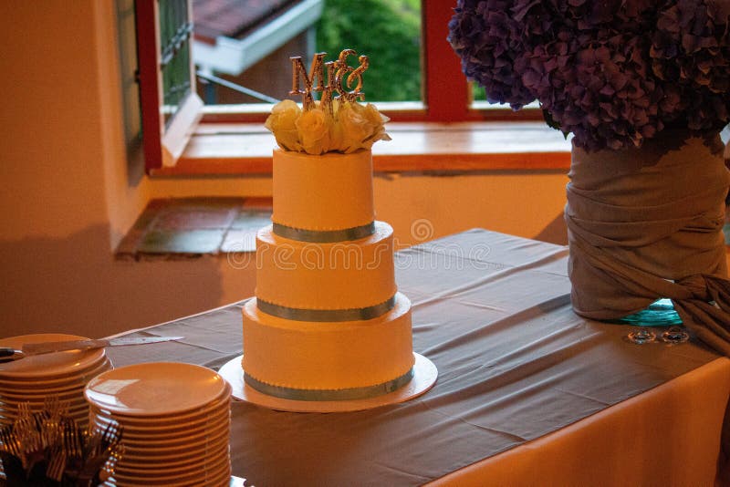 Three Levels Wedding Cake on a Table Stock Image - Image of dish ...