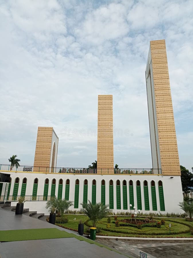Three Pillars Multi-Storey Building Stock Photo - Image of building ...