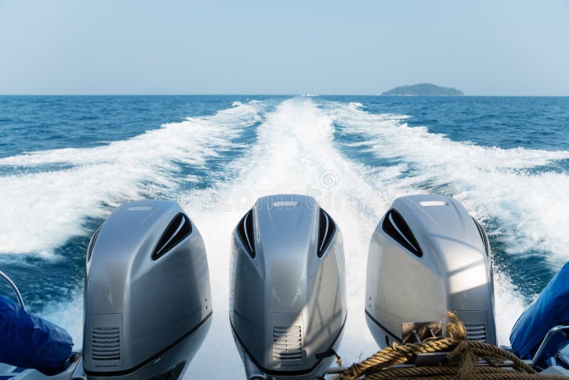 112 Race Speedboat Thailand Stock Photos - Free & Royalty-Free Stock ...