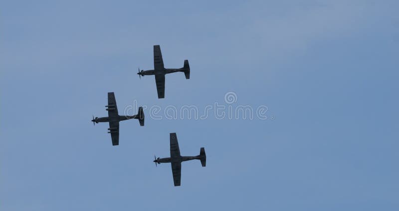 Precision Formation Flight by Light Aircraft - NATO Pilot Training ...