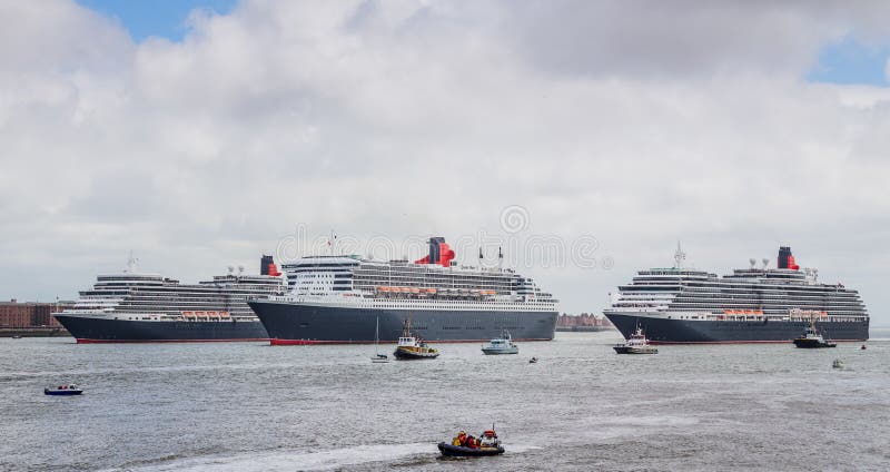 The Three Queens editorial photo. Image of bank, city - 61236996