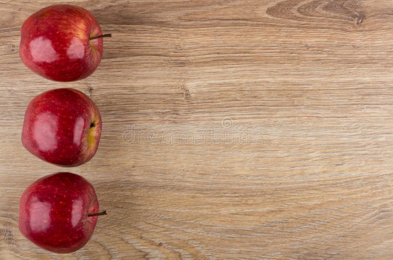 Three apples in a basket stock image. Image of appetizing - 30768397