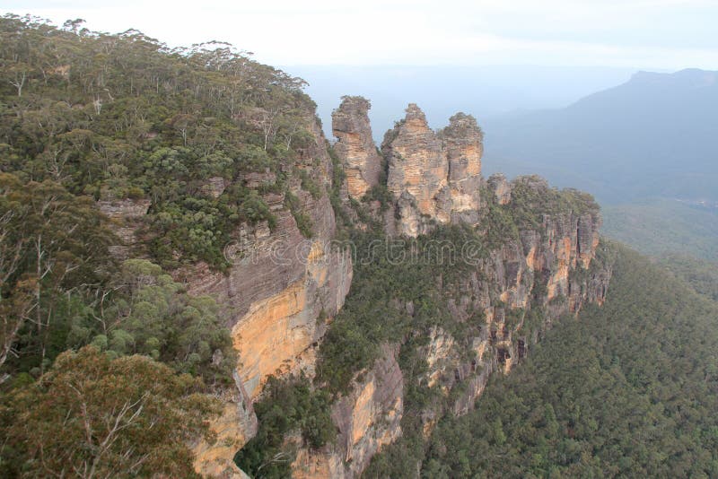 Three Sisters - Blue Mountains - Australia Stock Image - Image of hill ...