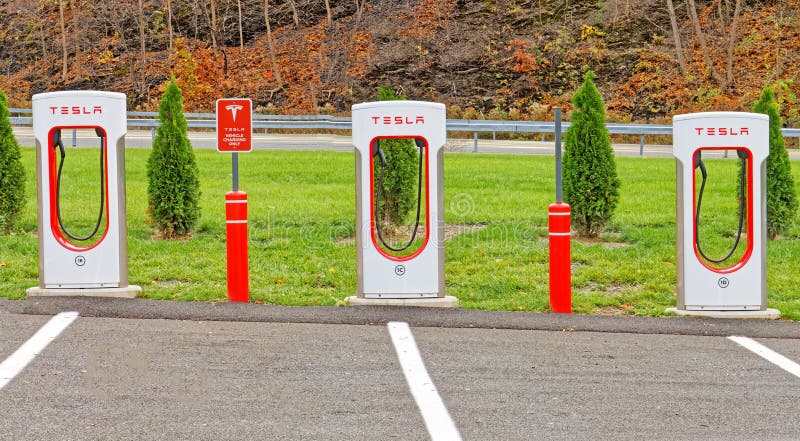 Three Tesla Supercharger Charging Station for Tesla Electric Vehicles ...