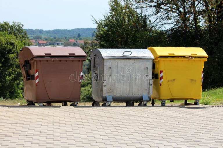 1,020 Large Trash Containers Stock Photos - Free & Royalty-Free Stock ...