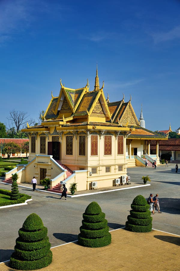 The Throne Hall at the Royal Palace Phnom Penh Cambodia Editorial Image ...