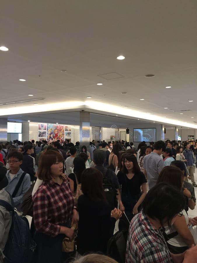 Toho Cinema Building Shinjuku Editorial Stock Photo - Image of toho ...