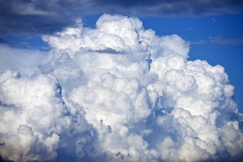 Cumulonimbus cloud stock image. Image of cloudscape, tall - 84371055