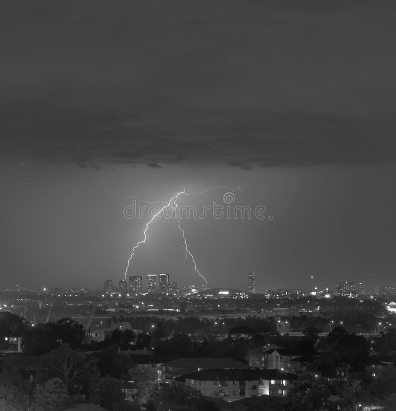The Thunder Lighting at Night Stock Image - Image of overcast, bright ...