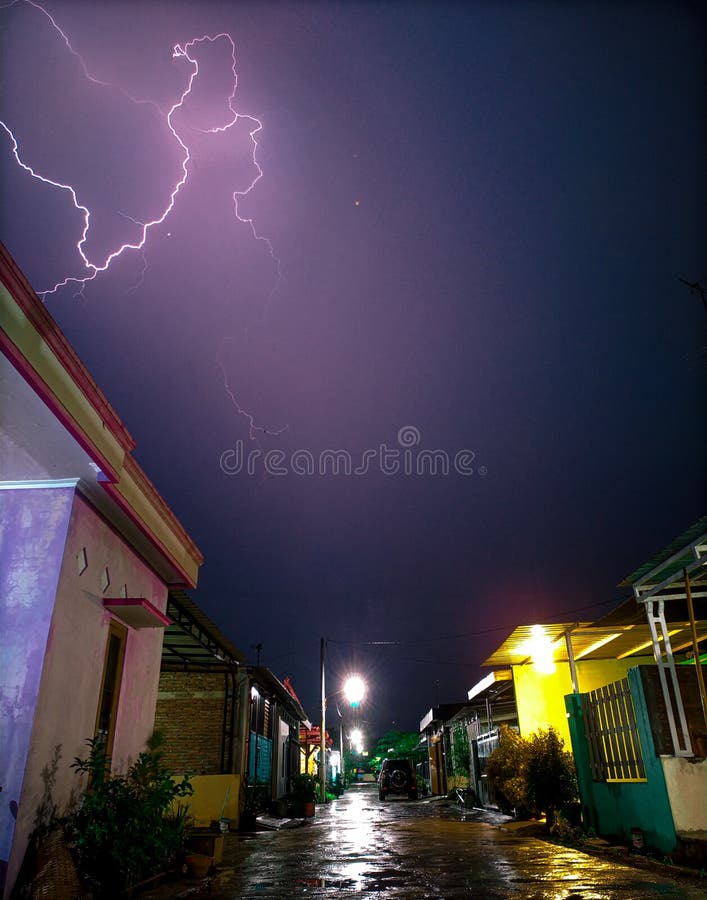 Thunder in the night stock photo. Image of storm, lightning - 209820178