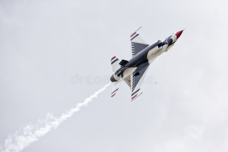 Thunderbird Jet in Roll Over Maneuver Editorial Stock Image - Image of ...