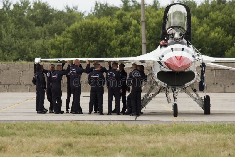 Under the Wing of the New Boeing 787 Dreamliner during Media Preview ...