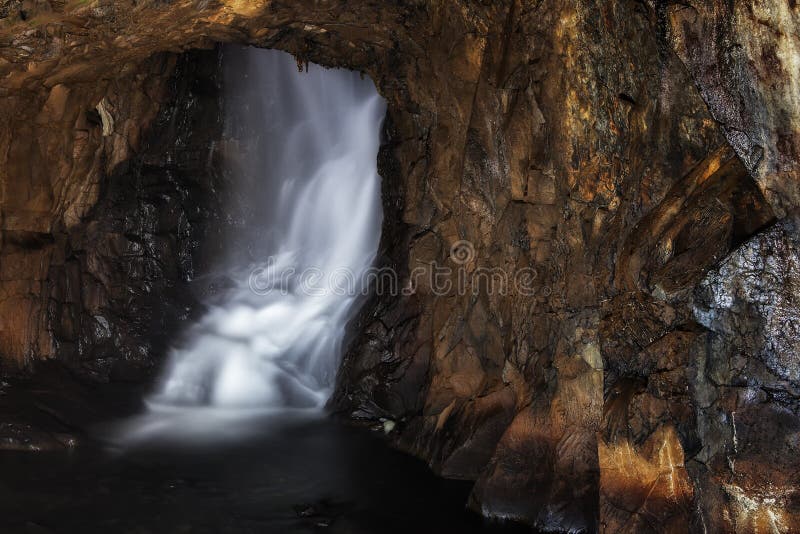 Thunderhead Falls stock image. Image of river, thunderous - 34387313