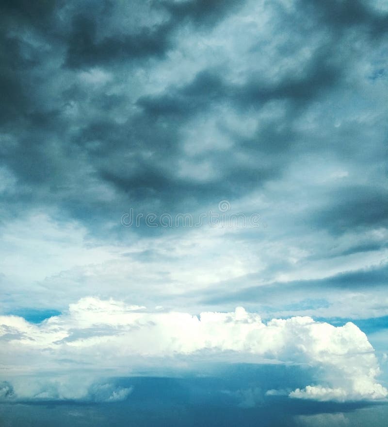 Thunderhead that is Floating Stock Photo - Image of front, cumulus ...