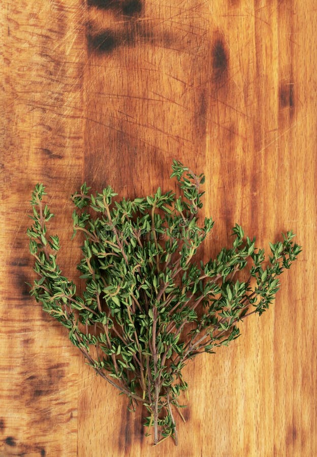 Thyme Bunch on the Wooden Background. Top View, Copy Space for Text ...