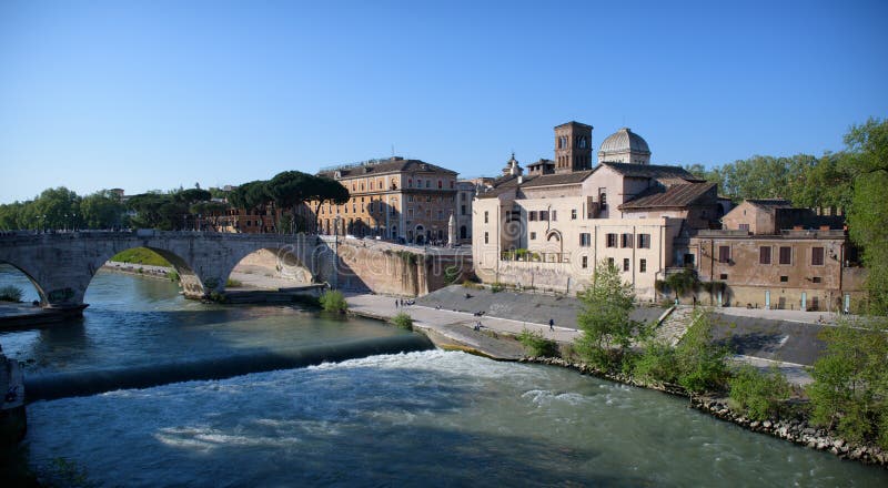 Tiber Island in Rome editorial image. Image of sunset - 91302775