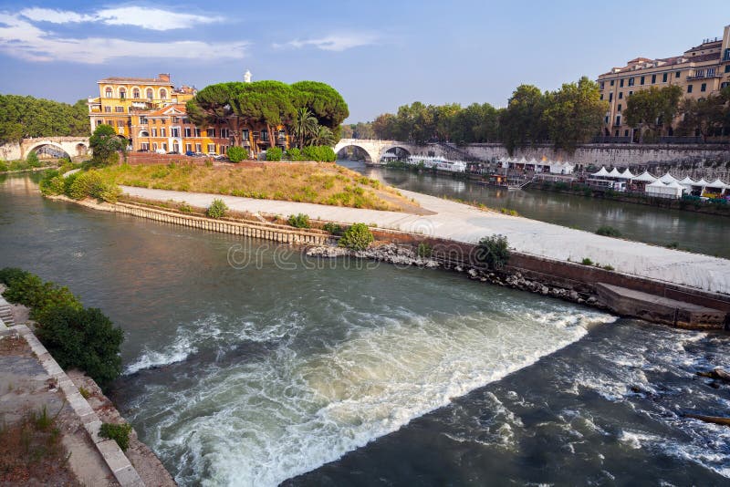 Tiber Island in Southern Bend of Tiber River Stock Image - Image of ...