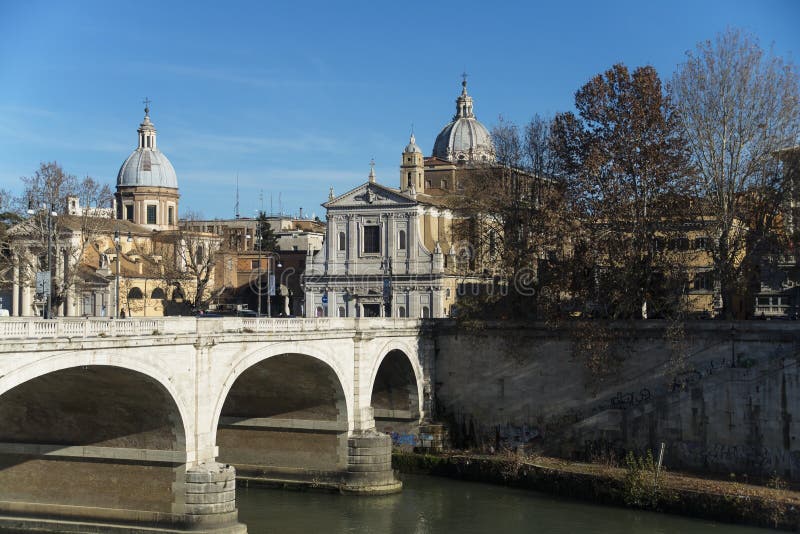 Tiber River and Bridge Ponte Umberto I in Rome Editorial Photography ...