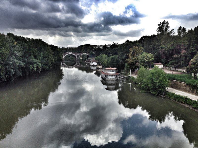 Tiber river in Rome, Italy editorial photo. Image of italy - 42465271