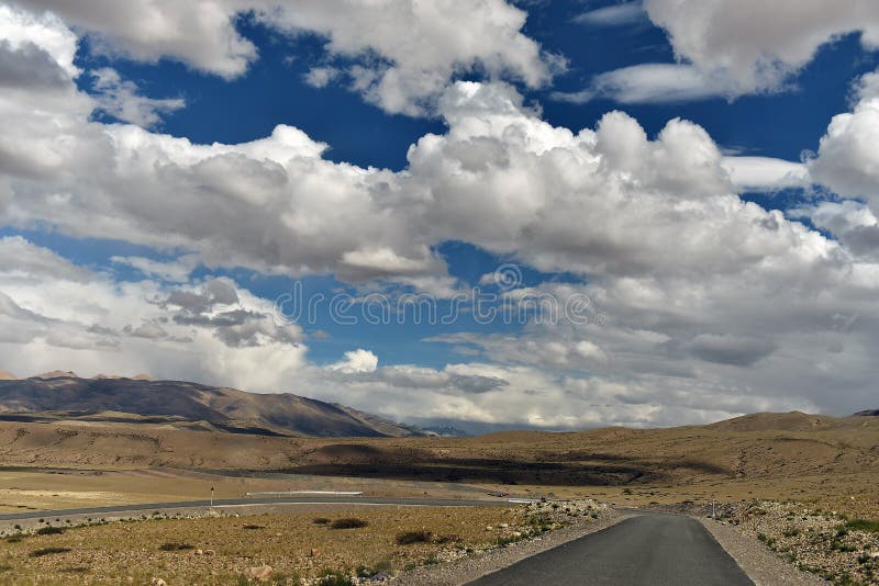Tibet Long Way Ahead with High Mountain in Front Editorial Photo ...