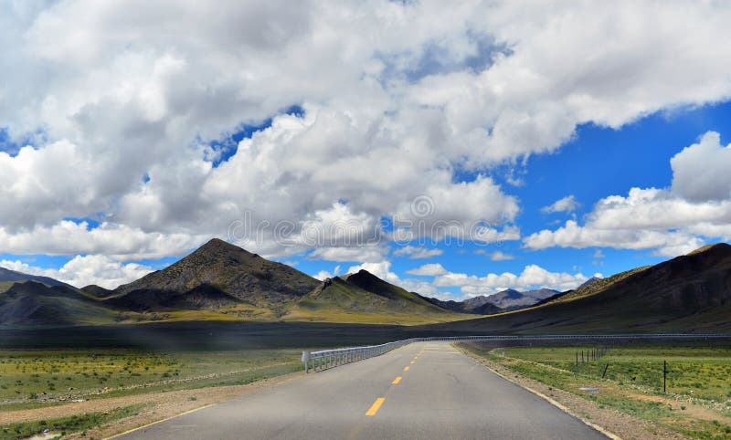 Tibet Long Way Ahead with High Mountain in Front Editorial Stock Image ...