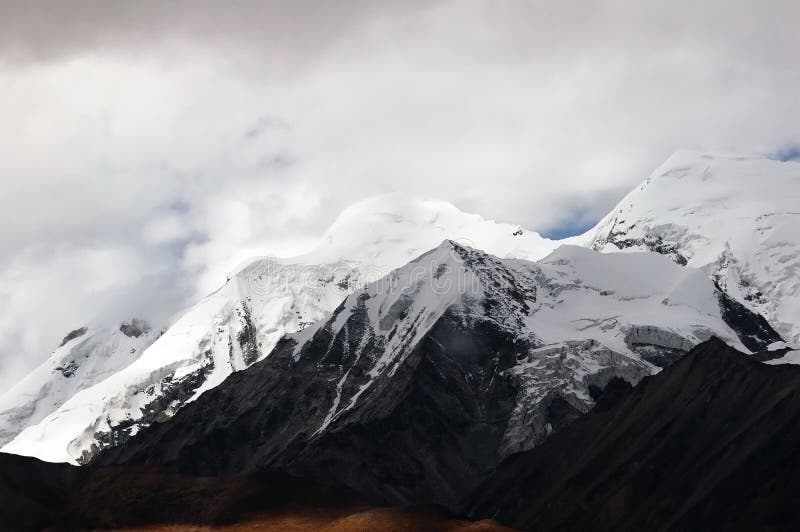 Tibet snow moutain stock image. Image of tall, tundra - 11359855