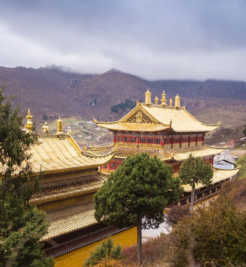 Tibetan Buddhist Monastery in China Stock Photo - Image of prayer ...