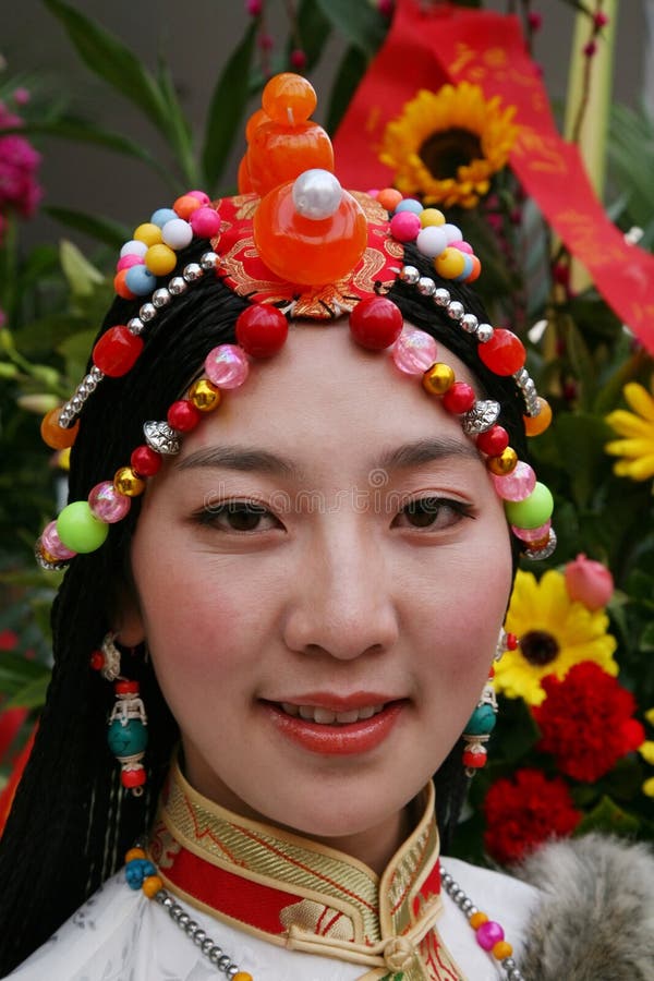 Tibetan girl stock image. Image of chinese, welcome, asian - 4166769