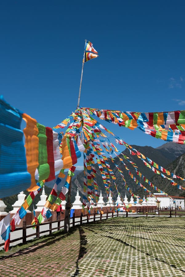Tibetan Plateau flags editorial photo. Image of pagoda - 68418501